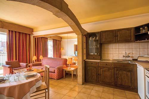 Interval International | Resort Directory Topaz Beach Club and ...